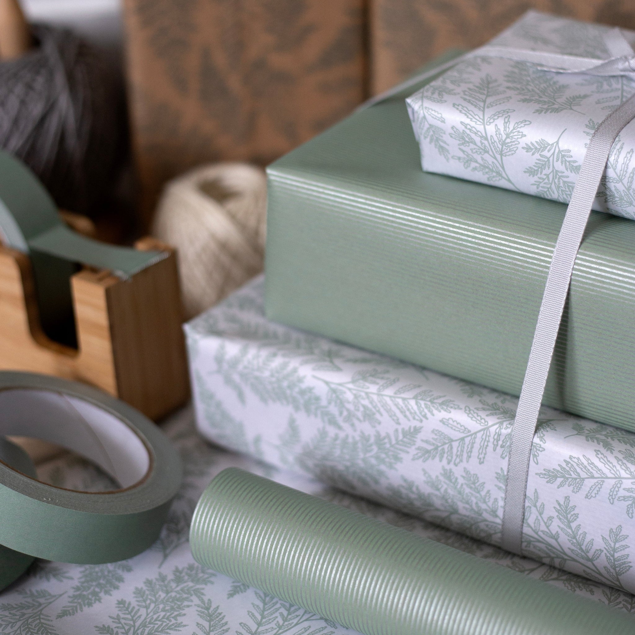 5m roll of Green with Fine Silver Lines Wrapping Paper (500mm wide ...