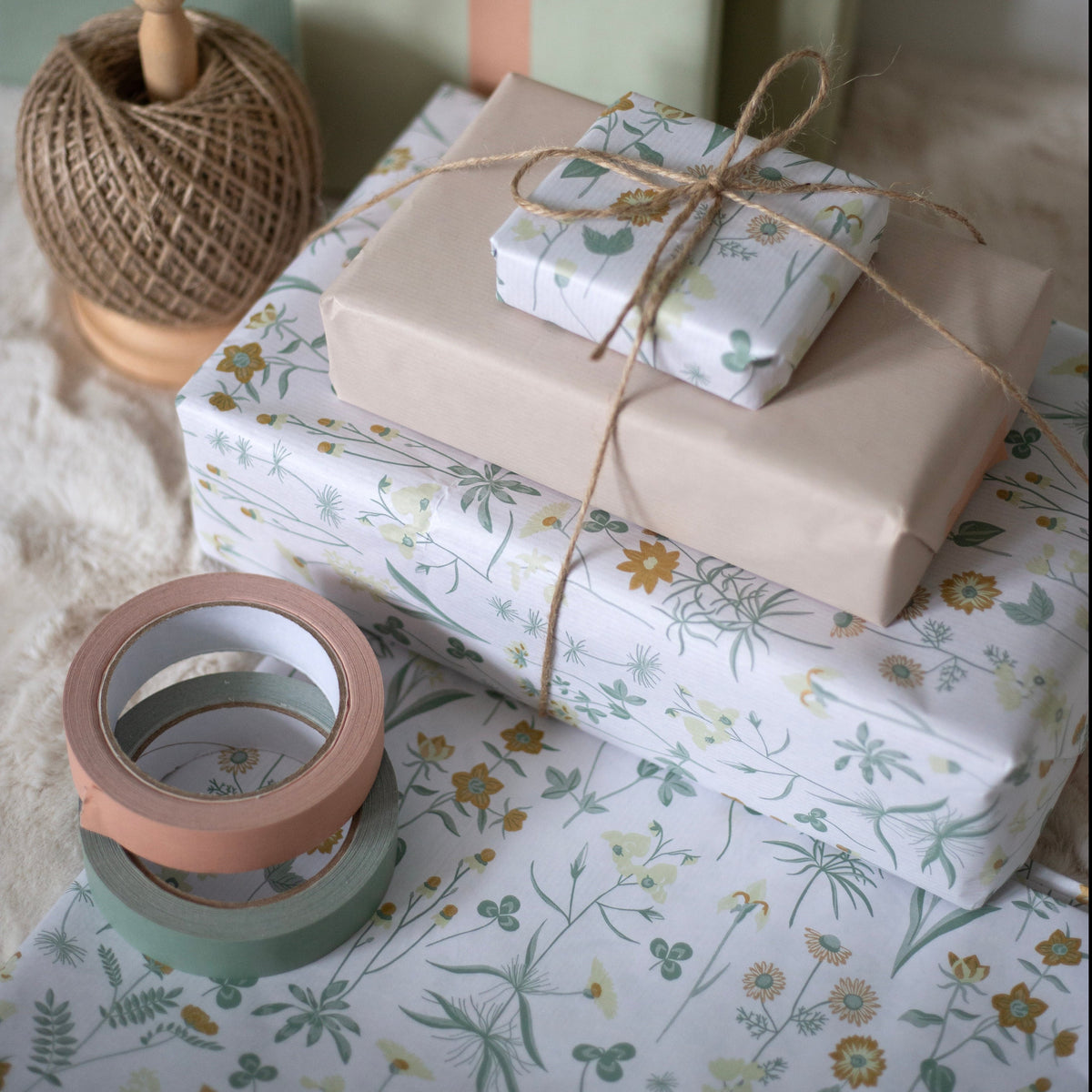 3m Flower Meadow Kraft Wrapping Paper (790mm wide) – Cascayde